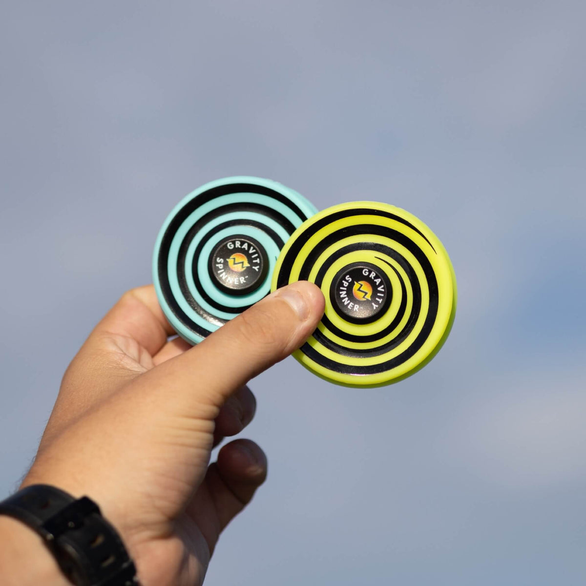 Gravity Spinners™ - Yellow & Blue – Gravity Disc